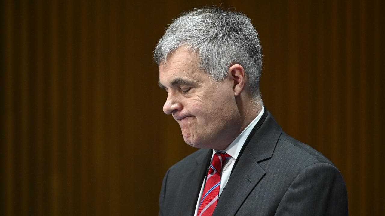 Three die as Optus triple-zero glitch impacts hundreds